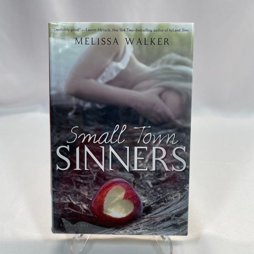 Small Town Sinners by Melissa Walker
