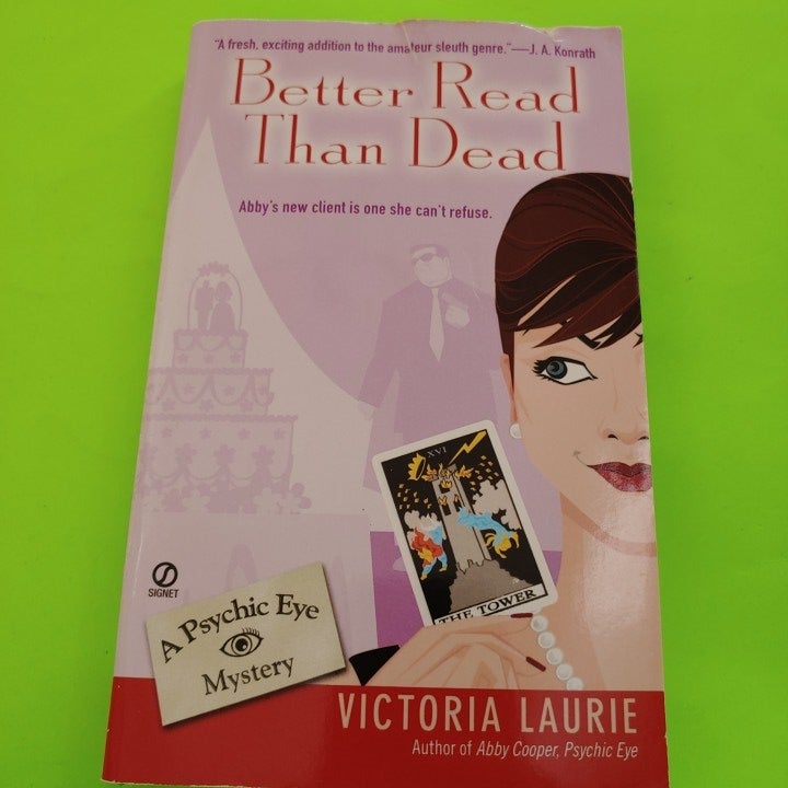 Better Read Than Dead by Victoria Laurie, Paperback | Pangobooks
