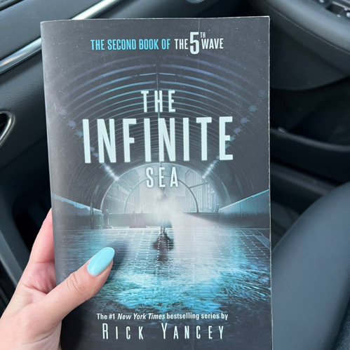 The Infinite Sea by Rick Yancy, Paperback | Pangobooks