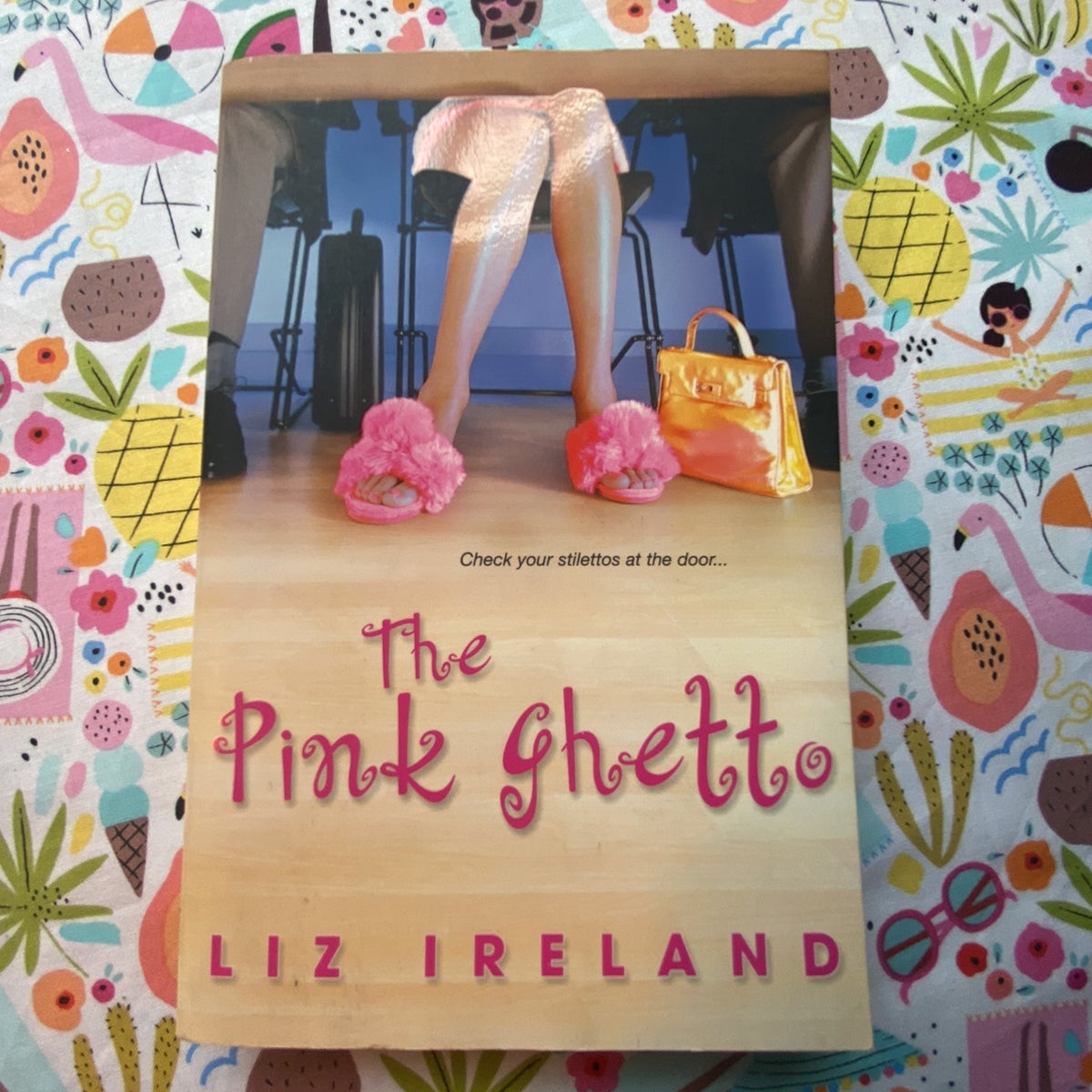 The Pink Ghetto by Liz Ireland, Paperback | Pangobooks