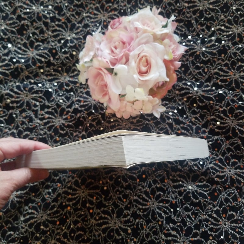 Oleander Girl by Chitra Banerjee Divakaruni, Paperback | Pangobooks