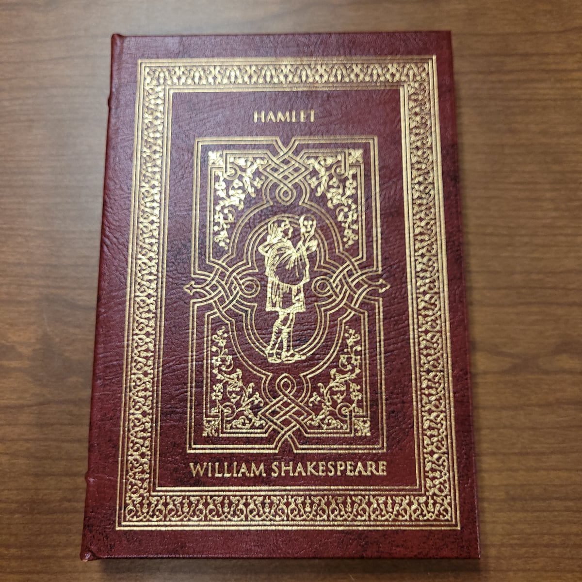 Hamlet by William Shakespeare , Hardcover | Pangobooks