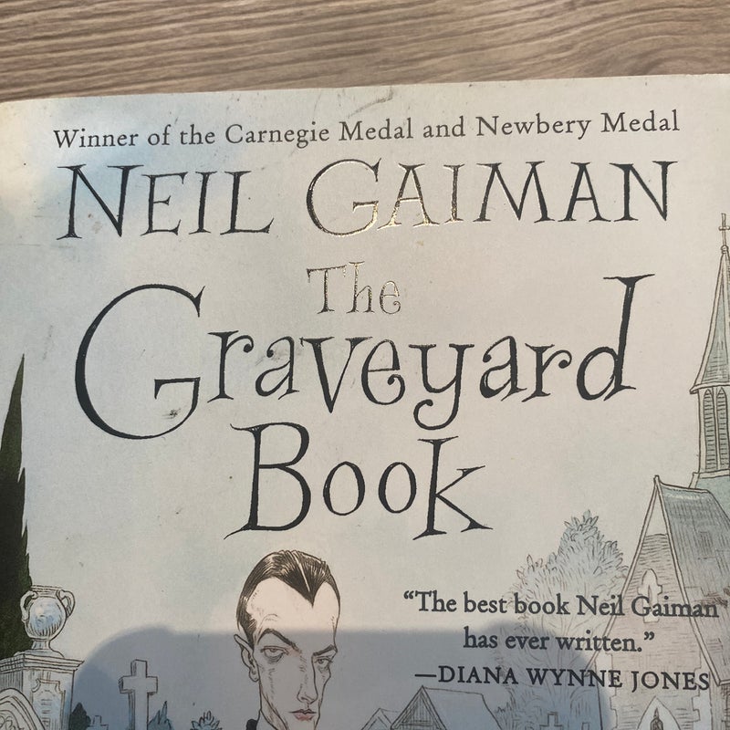The graveyard book by Neil gaiman, Paperback | Pangobooks