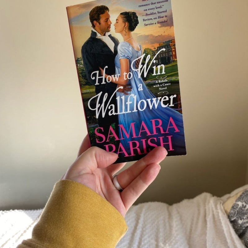 How to win a wallflower by Samara Parish, Paperback | Pangobooks