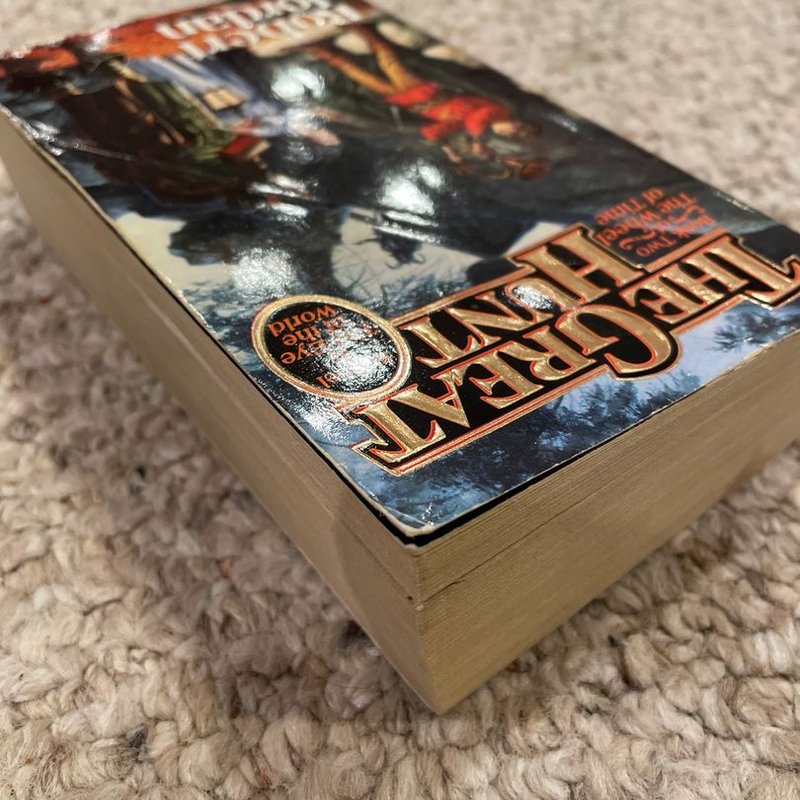 The Great Hunt by Robert Jordan, Paperback | Pangobooks