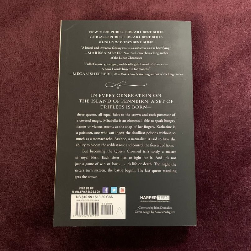 Three Dark Crowns by Kendare Blake, Paperback | Pangobooks