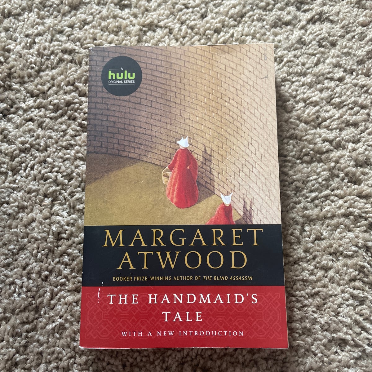 The Handmaid's Tale by Margaret Atwood, Paperback | Pangobooks