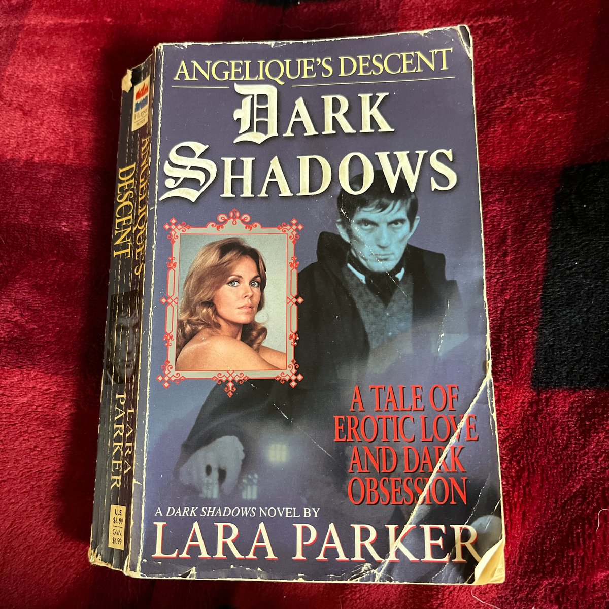 Dark Shadows: Angelique's Descent by Lara Parker
