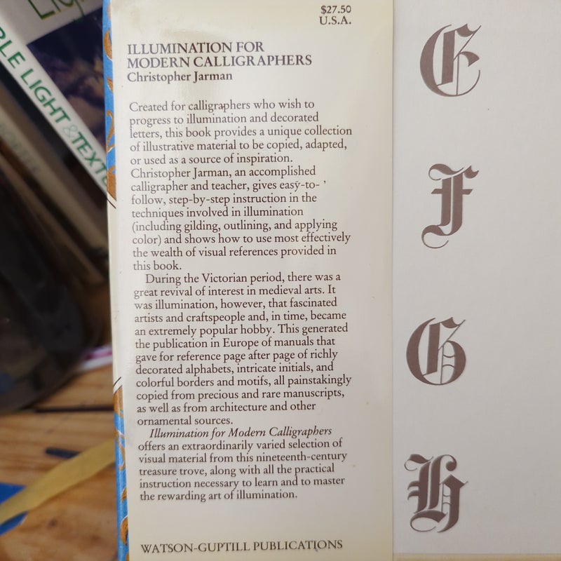 Illumination for Modern Calligraphers by Christopher Jarman