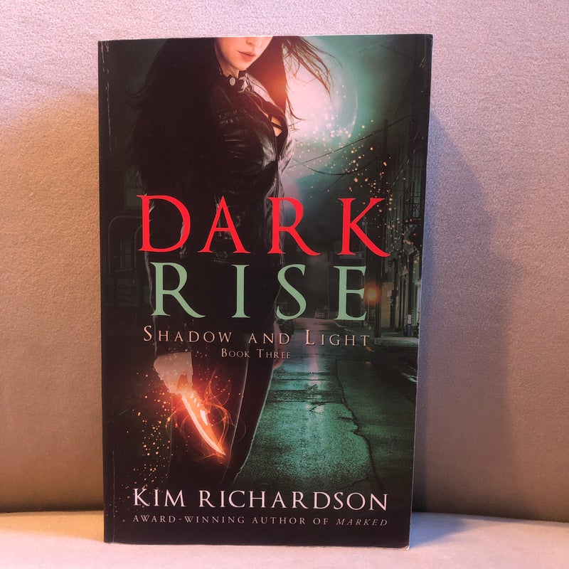 Dark Rise by Kim Richardson , Paperback | Pangobooks