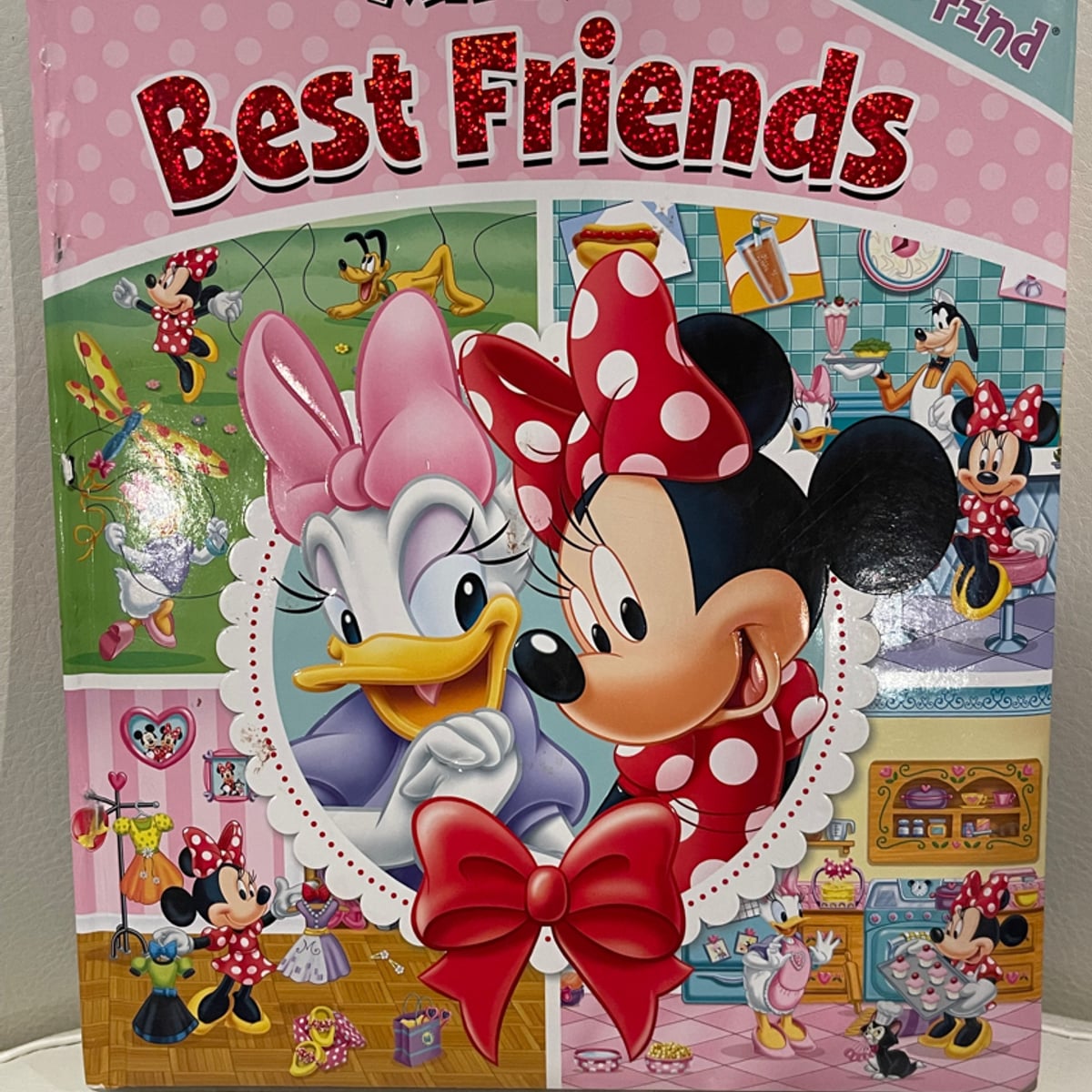 Minnie Mouse First Look and Find