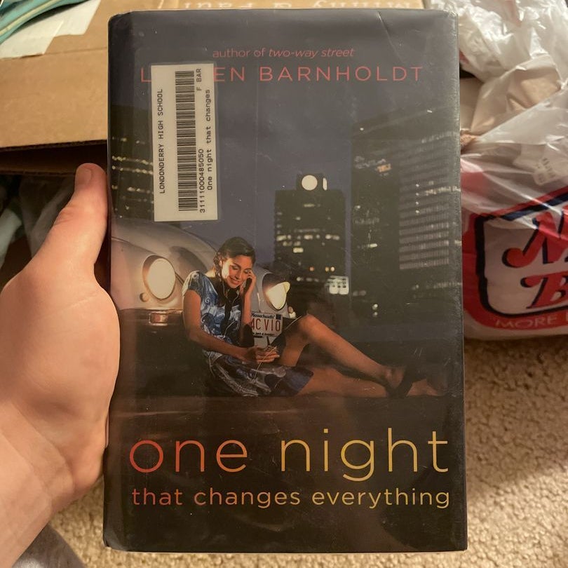 One Night That Changes Everything by Lauren Barnholdt