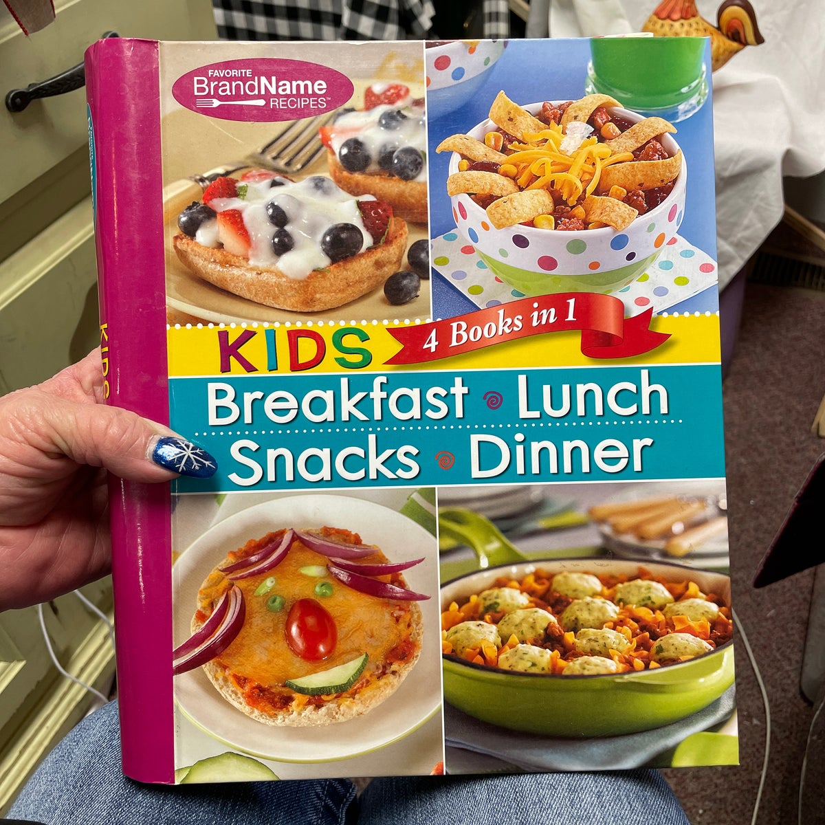 4 Books in1 Recipes for Kids by Publications International Ltd. Staff
