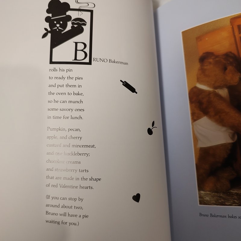 Secret World of Teddy Bears by Pamela Prince, Hardcover | Pangobooks
