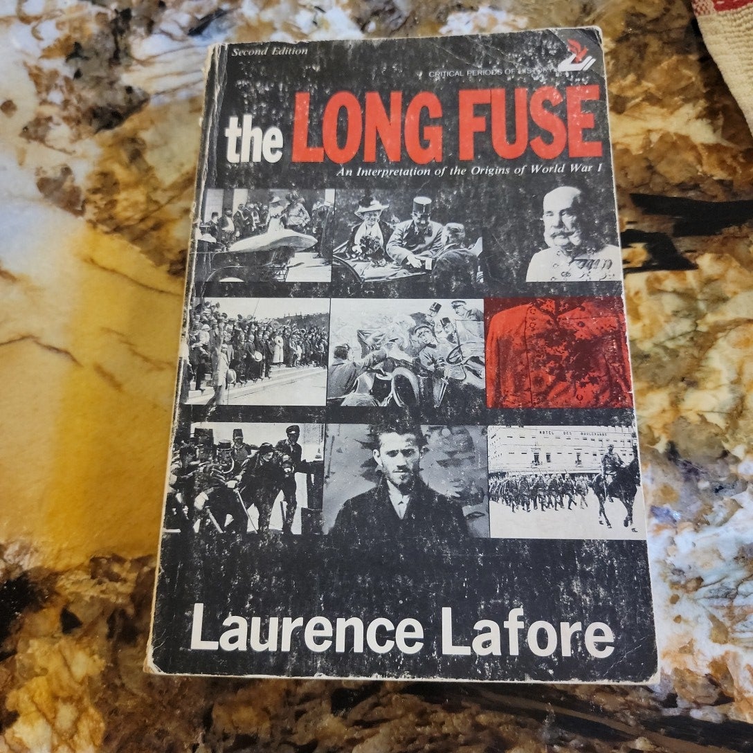 The Long Fuse by Laurence D. Lafore, Paperback | Pangobooks