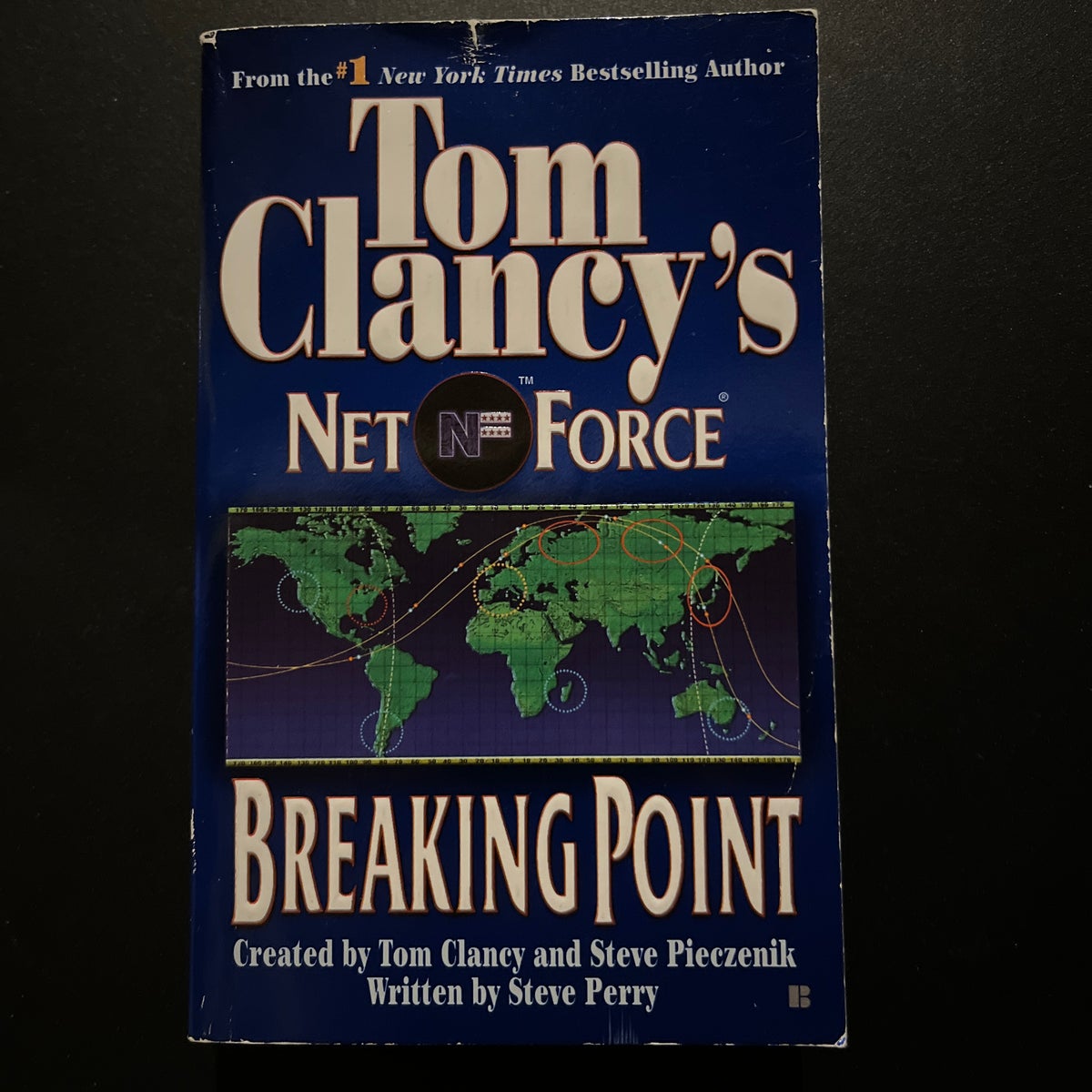 Breaking Point by Tom Clancy, Paperback | Pangobooks