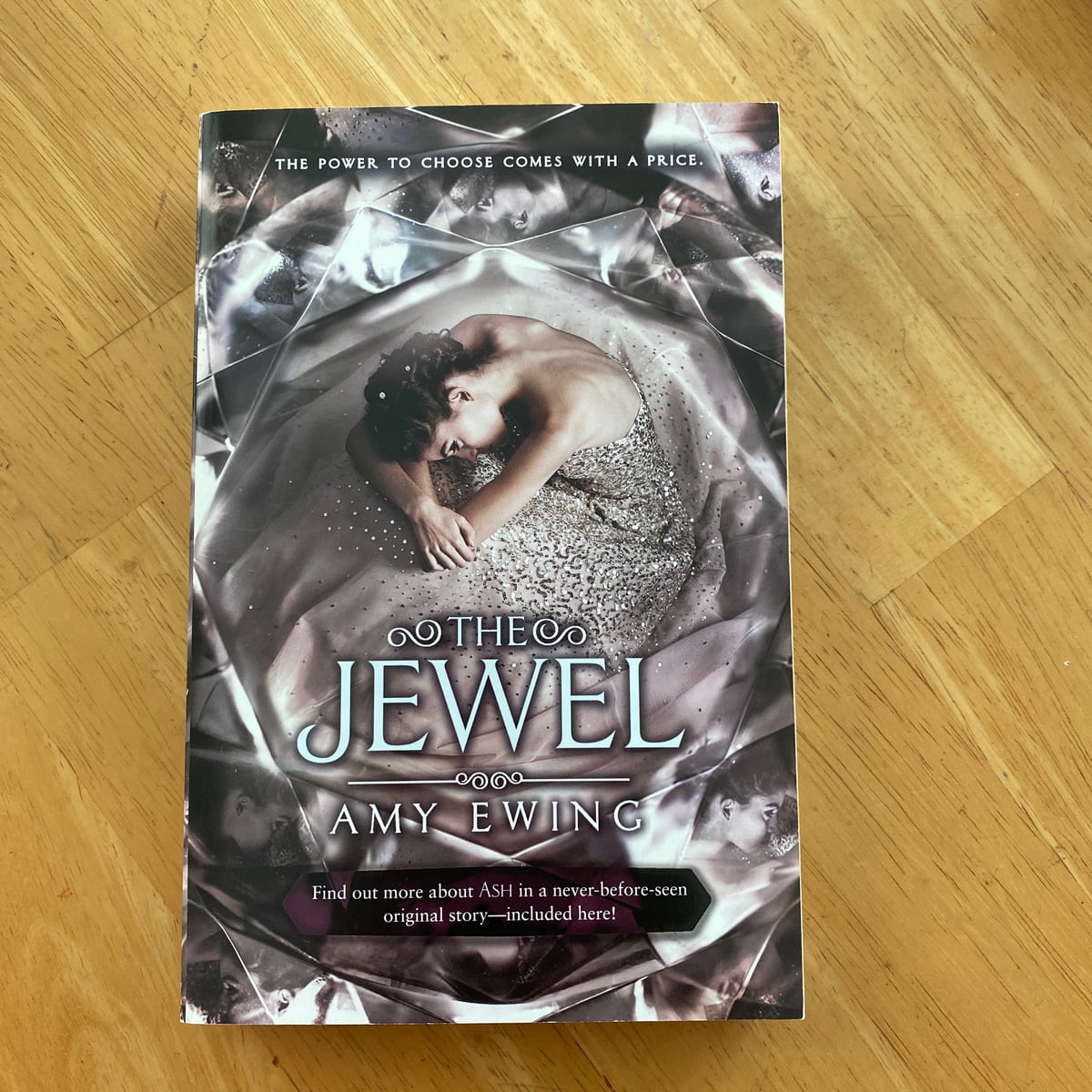 The Jewel by Amy Ewing
