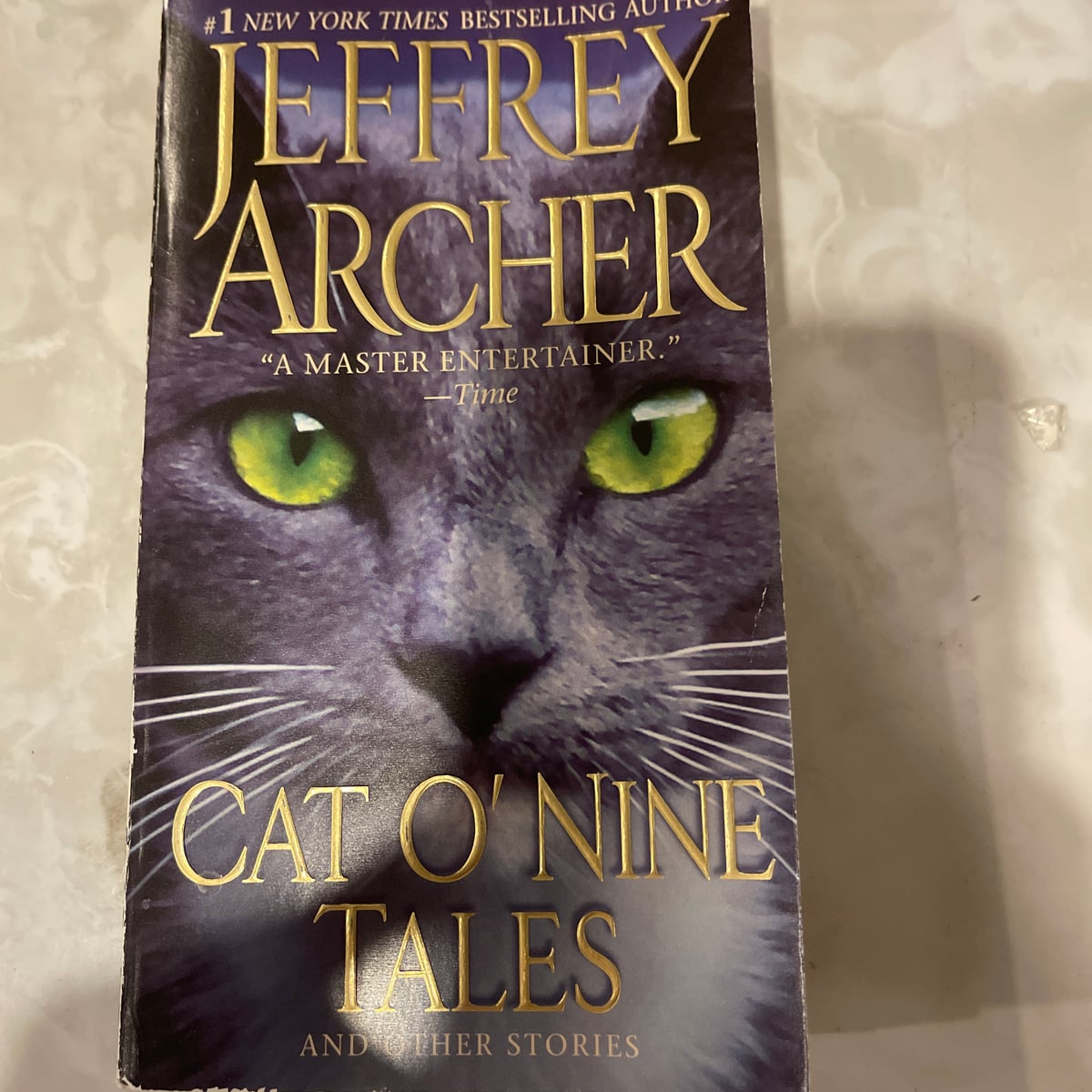 Cat O’Nine Tales by Jeffrey Archer, Paperback | Pangobooks