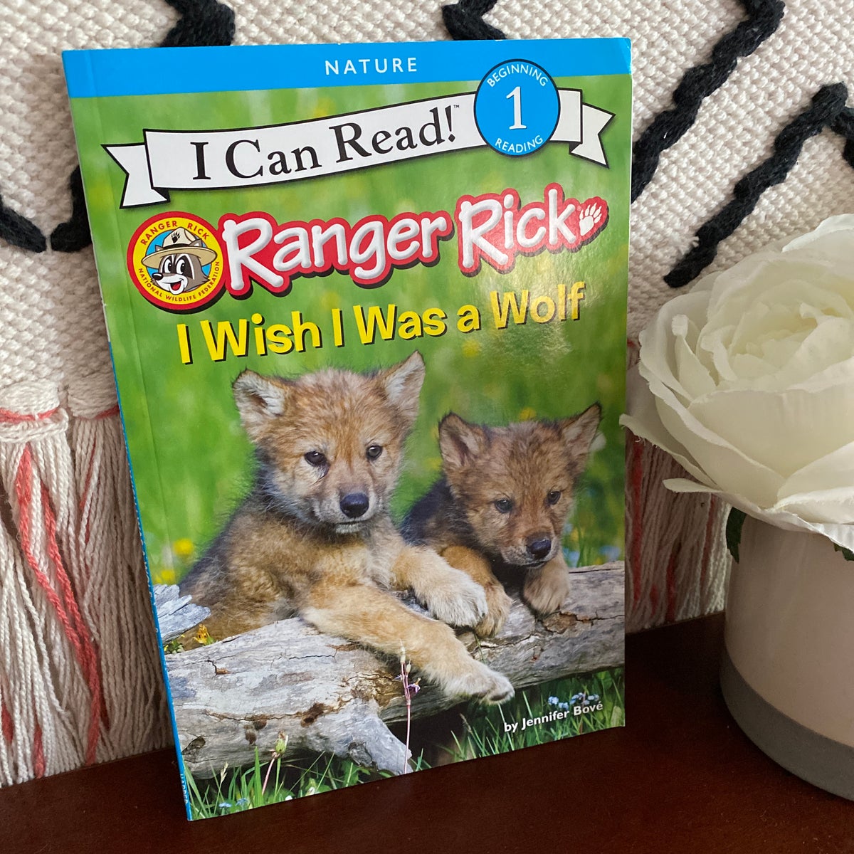 Ranger Rick: I Wish I Was a Wolf by Jennifer Bové