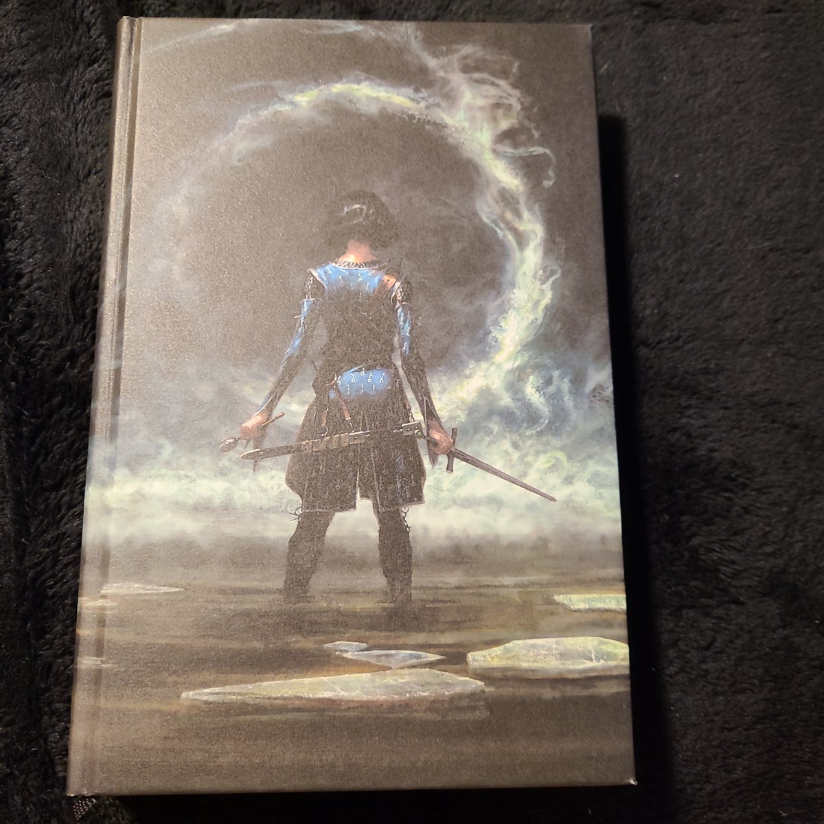 Sabriel by Garth Nix, Hardcover | Pangobooks