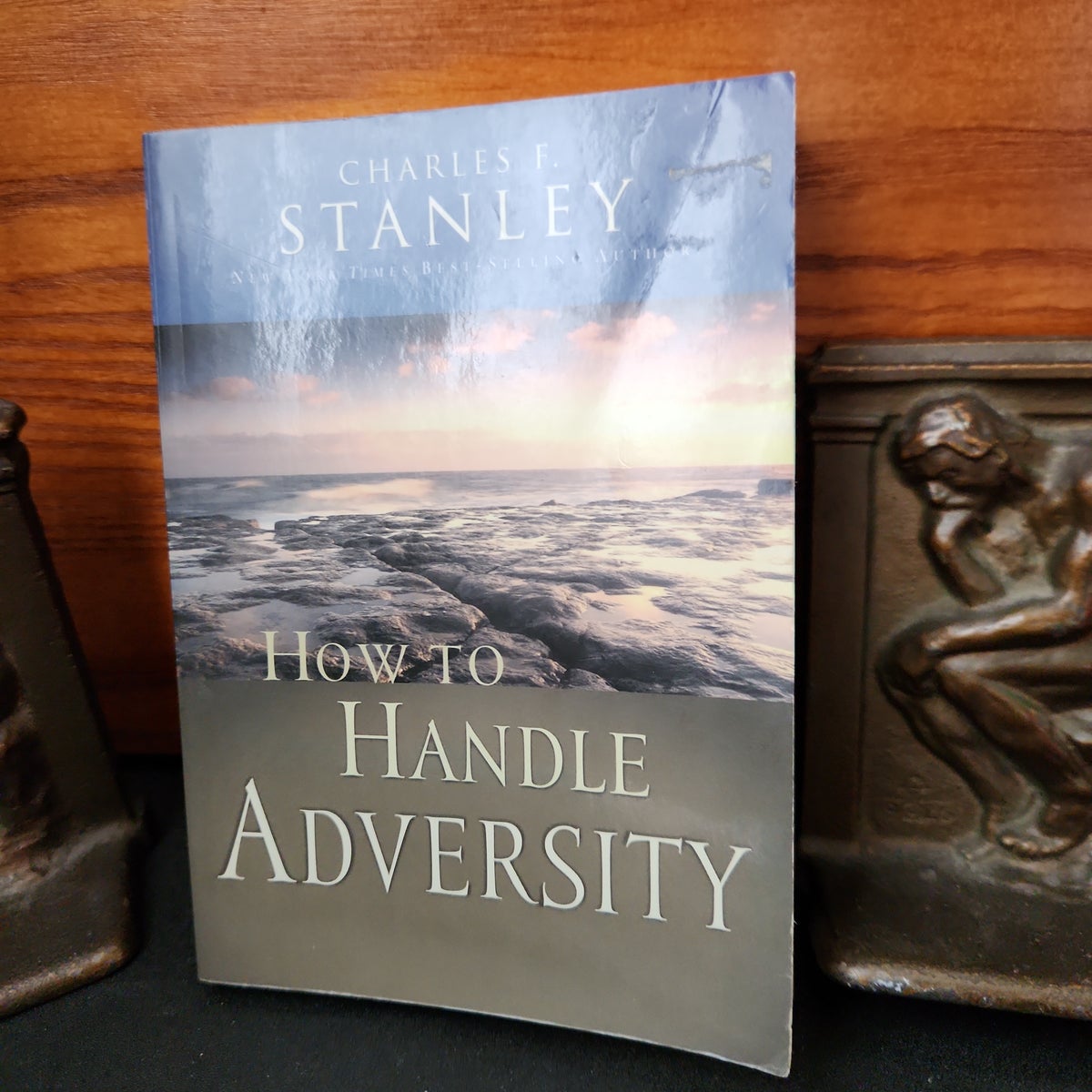 How to Handle Adversity by Charles F. Stanley, Paperback | Pangobooks