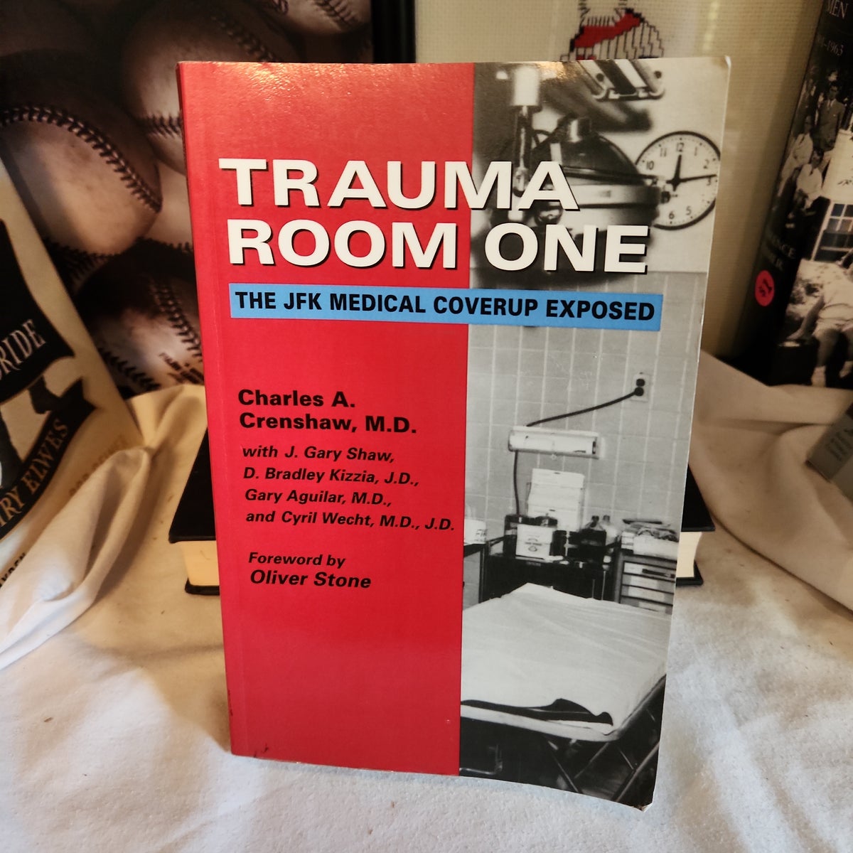 Trauma Room One by Charles A. Crenshaw, Paperback | Pangobooks