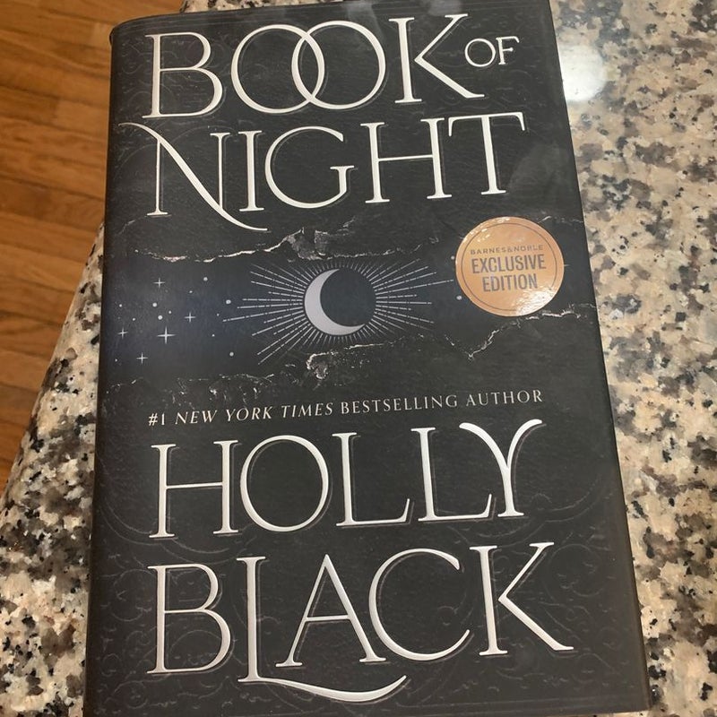 Book of Night by Holly Black, Hardcover | Pangobooks