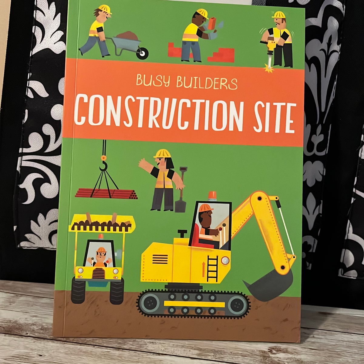 Busy Builders: Construction Site by Chris Oxlade, Timothy Knapman ...