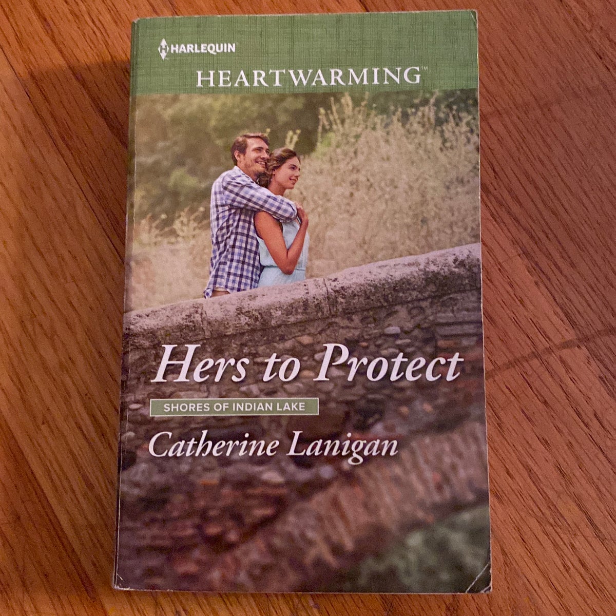 Hers to Protect by Catherine Lanigan