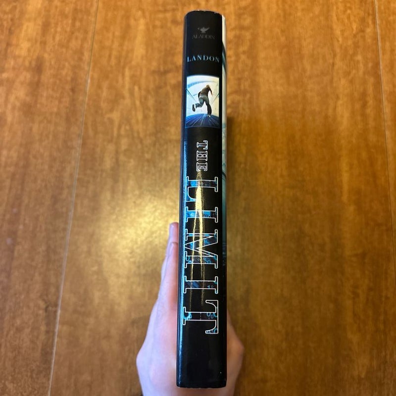 The Limit by Kristen Landon, Hardcover | Pangobooks