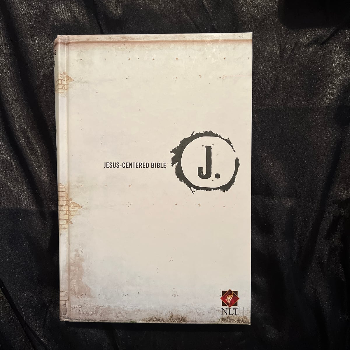 Jesus-Centered Bible NLT, Hardcover by Group Publishing