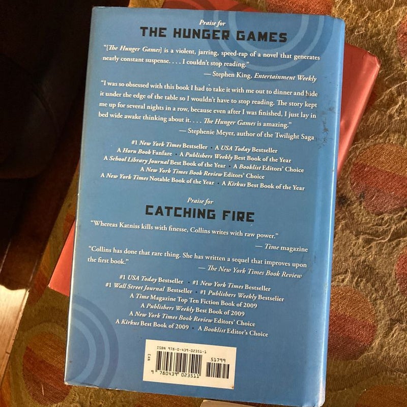 The Hunger Games, Catching Fire, Mockingjay Series Bundle by Suzanne ...
