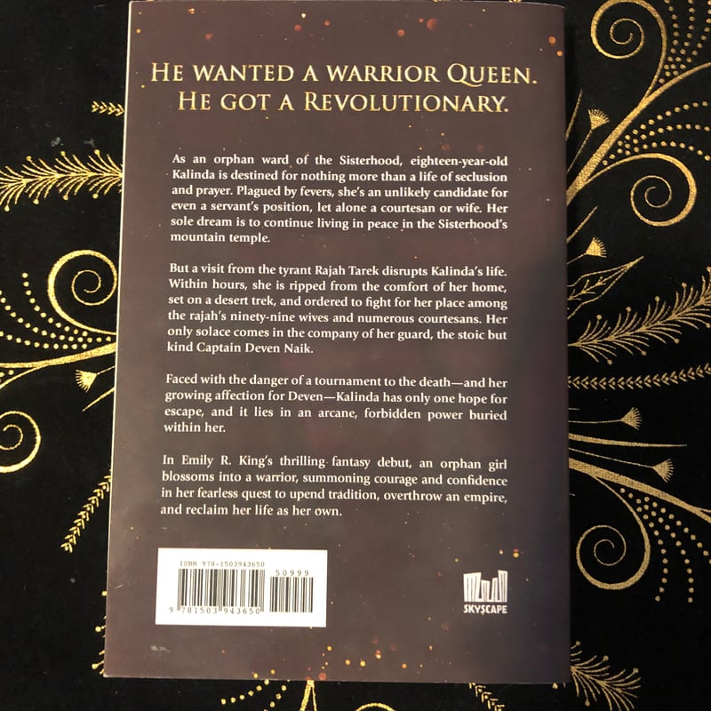 The Hundredth Queen by Emily R. King, Paperback | Pangobooks