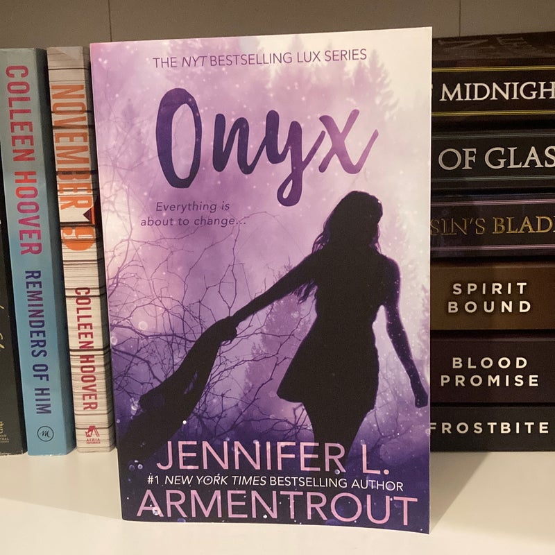 Onyx by Jennifer L. Armentrout