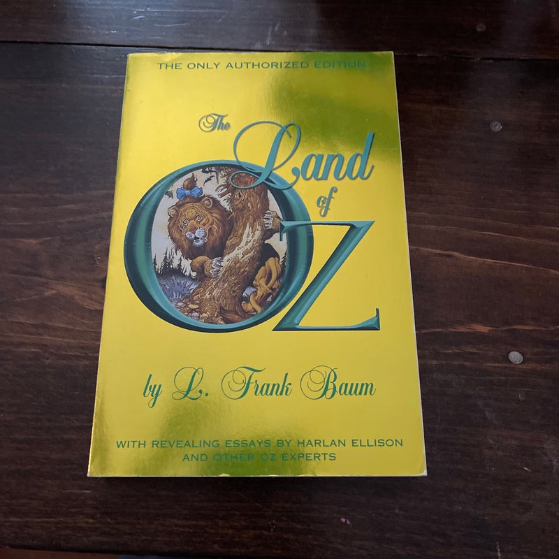 The Marvelous Land of Oz by L. Frank Baum, Paperback | Pangobooks