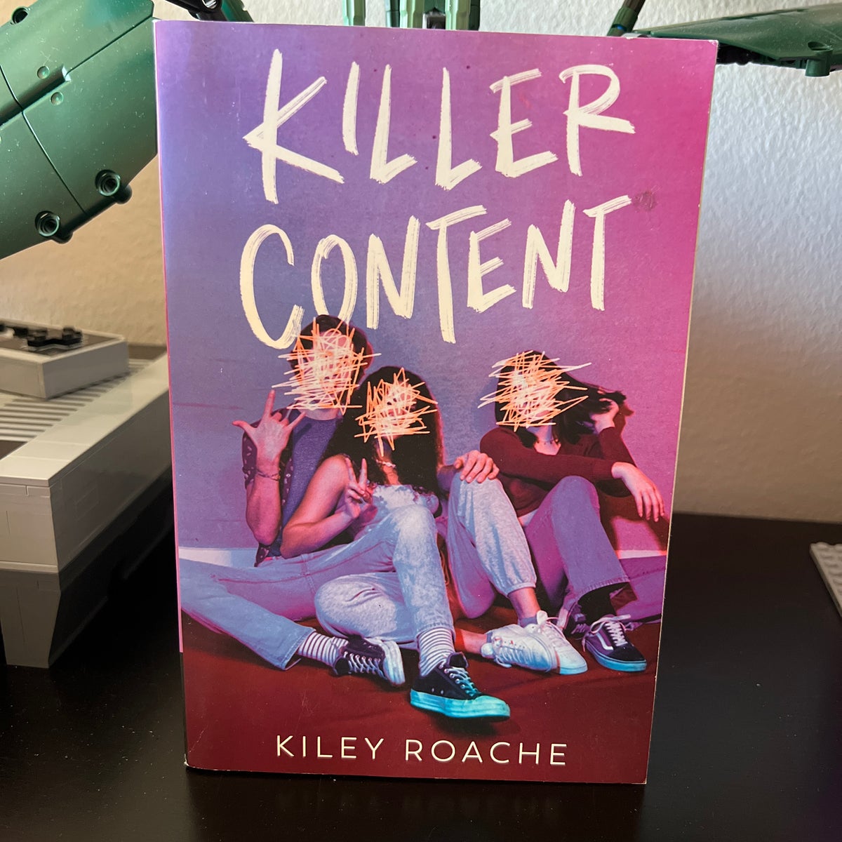 Killer Content by Kiley Roache, Paperback | Pangobooks