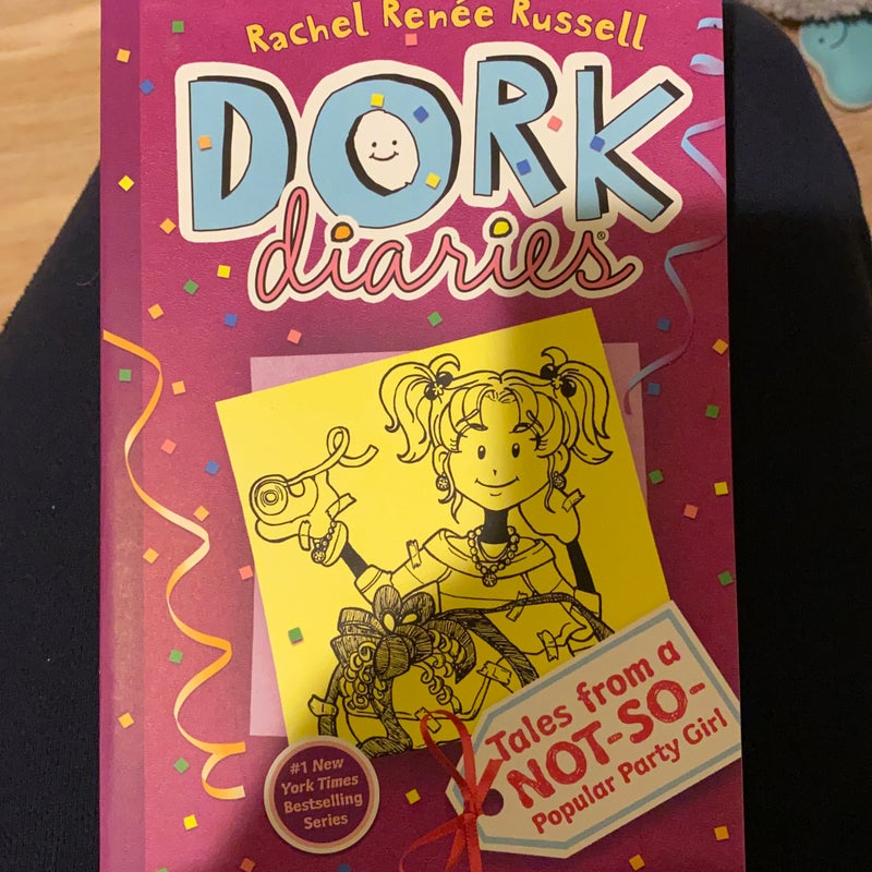 Dork Diaries Tales from a Not-So-Popular Party Girl by Rachel Renée ...