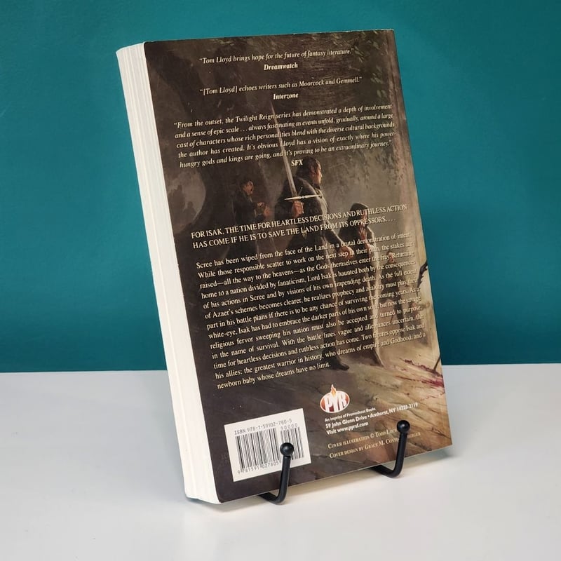 The Grave Thief by Tom Lloyd, Paperback | Pangobooks