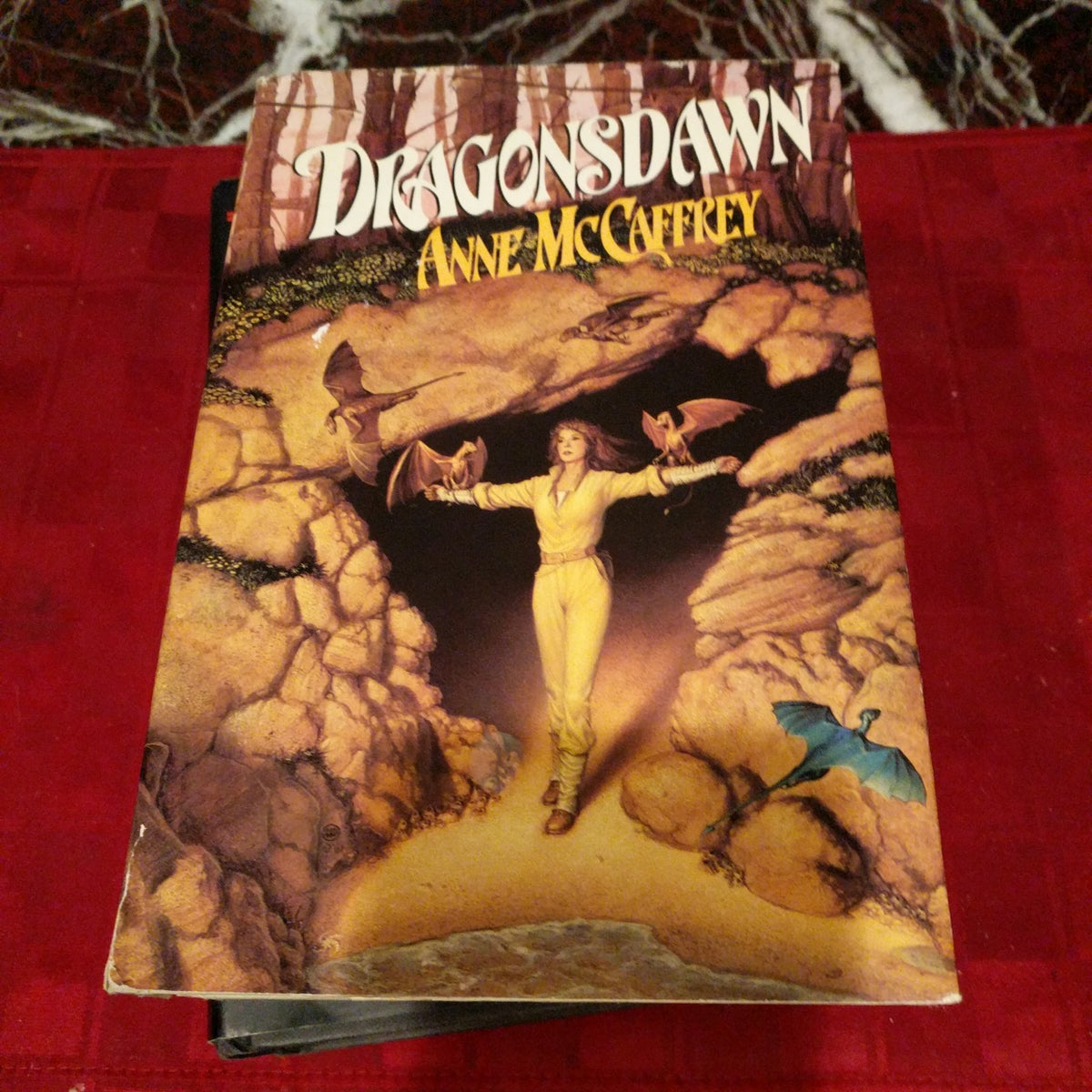 Dragonsdawn by Anne McCaffrey, Hardcover | Pangobooks