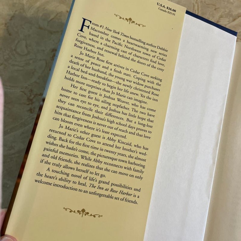 The Inn at Rose Harbor by Debbie Macomber