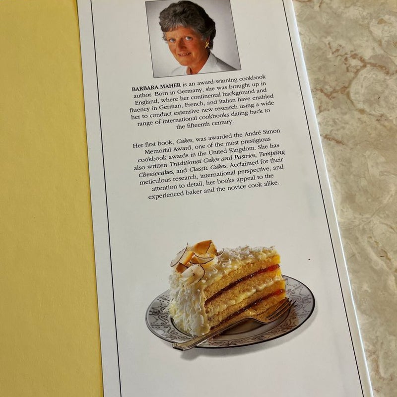 Ultimate Cake by Barbara Maher, Hardcover | Pangobooks