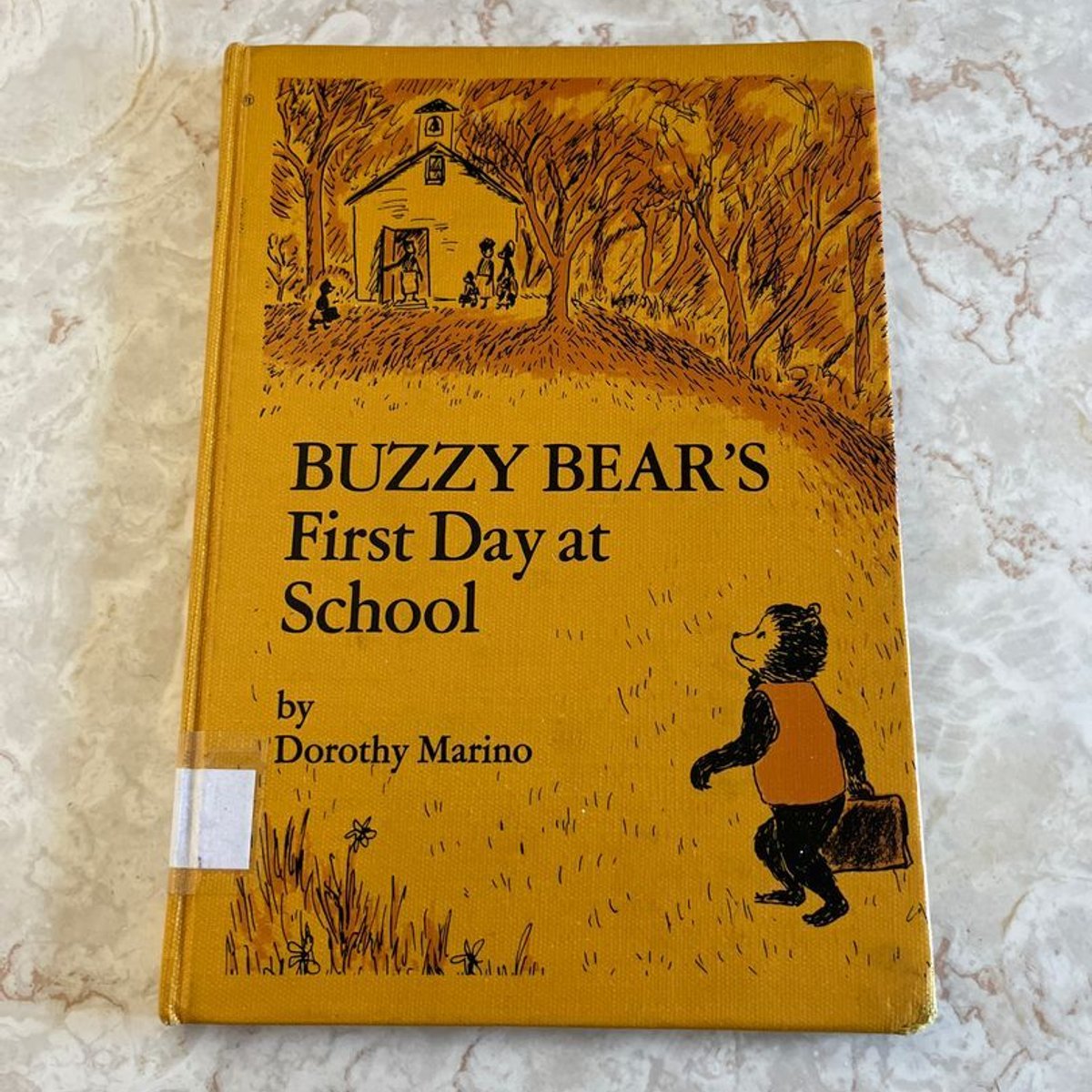 Buzzy Bear's First Day at School by Dorothy Marino