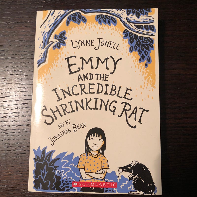 Emmy and the Incredible Shrinking Rat by Lynne Jonell, Paperback ...