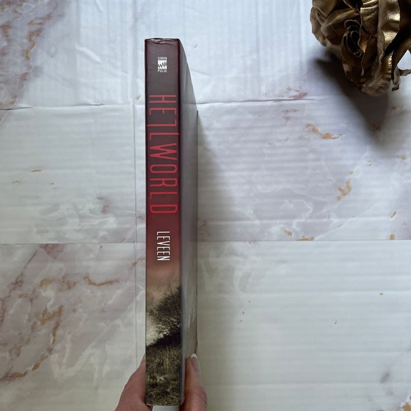 Hellworld by Tom Leveen, Paperback | Pangobooks