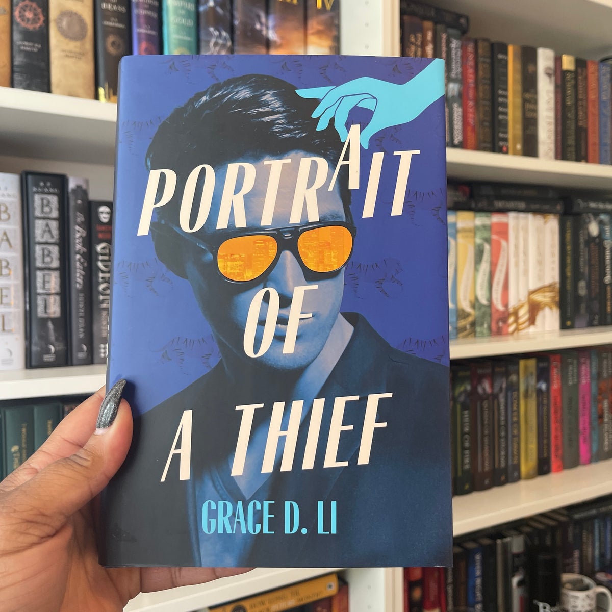 Portrait of a Thief (Illumicrate) by Grace D. Li, Hardcover | Pangobooks