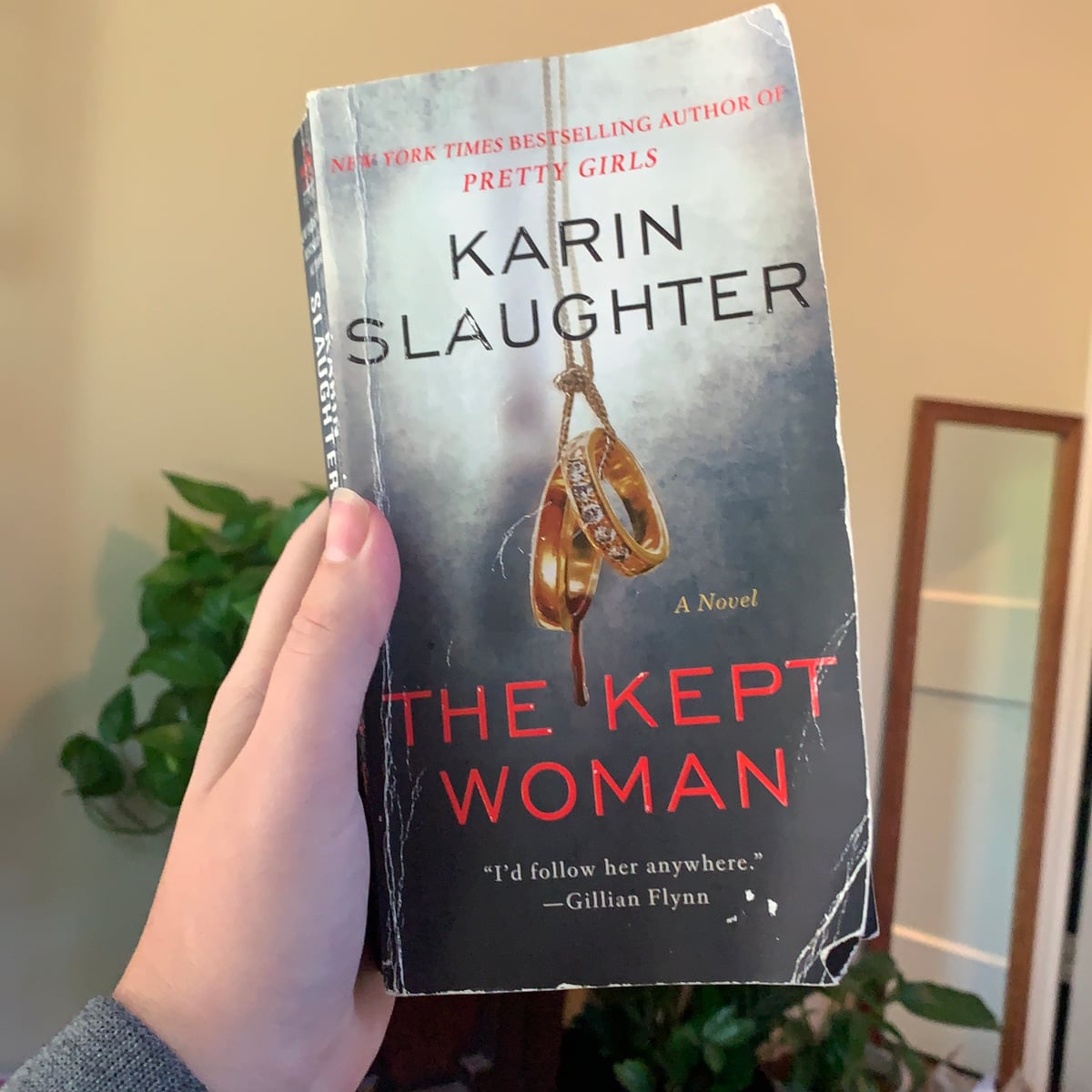 The Kept Woman by Karin Slaughter, Paperback | Pangobooks