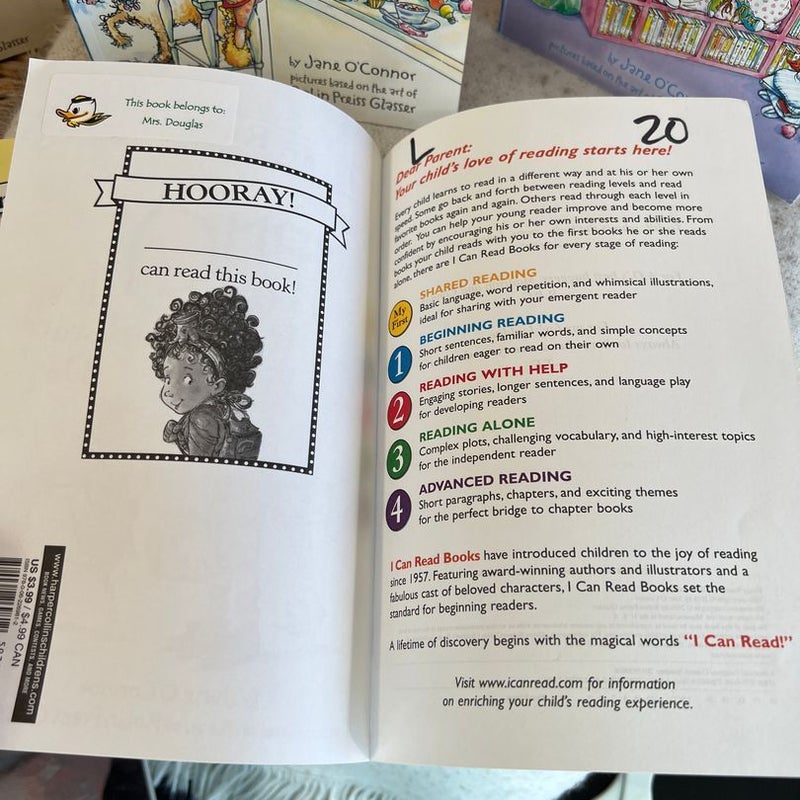 Fancy Nancy: It's Backward Day! by Jane O'Connor, Paperback | Pangobooks