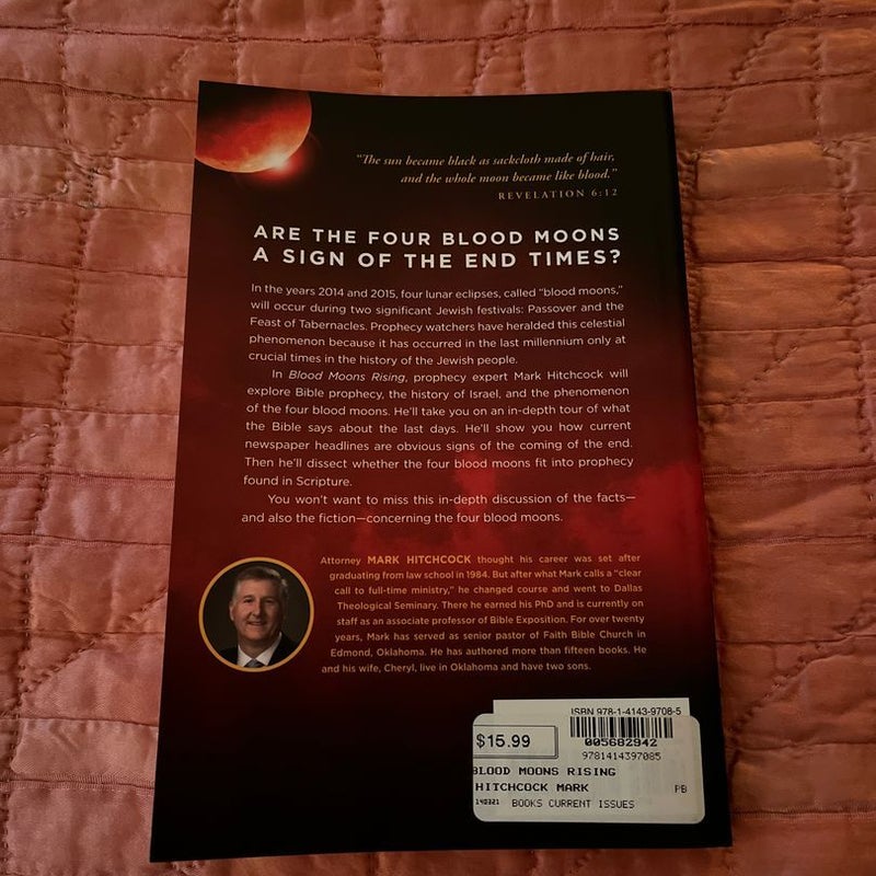 Blood Moons Rising by Mark Hitchcock, Paperback | Pangobooks