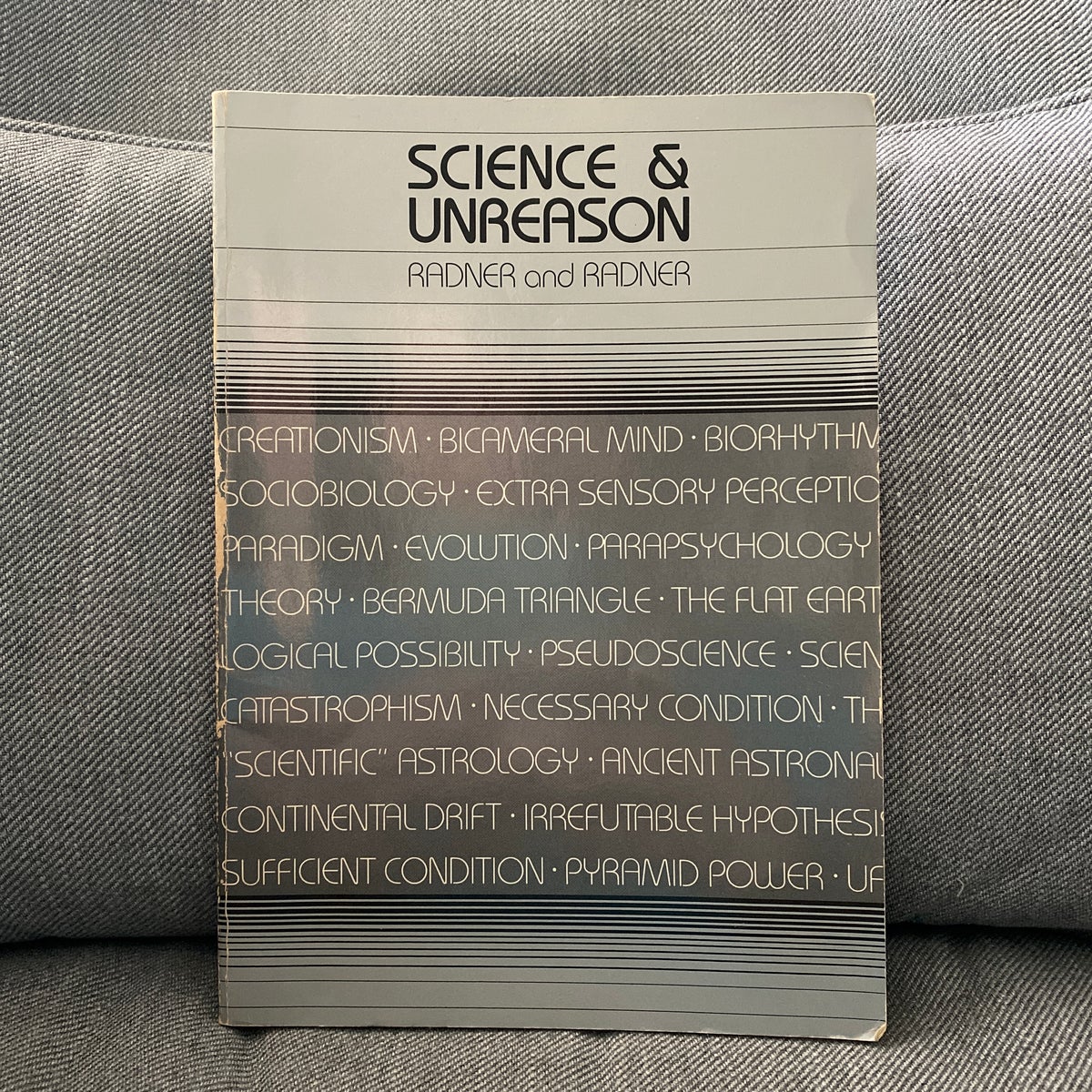 Science and Unreason by Daisie Radner, Paperback | Pangobooks