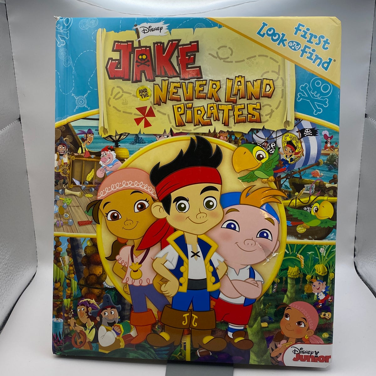 First Look and Find by Casey Sanborn, Hardcover | Pangobooks